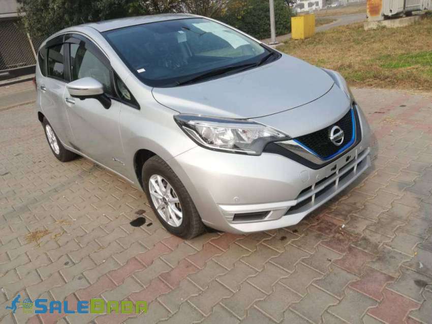 km Nissan Note MEDALIST Fresh Import